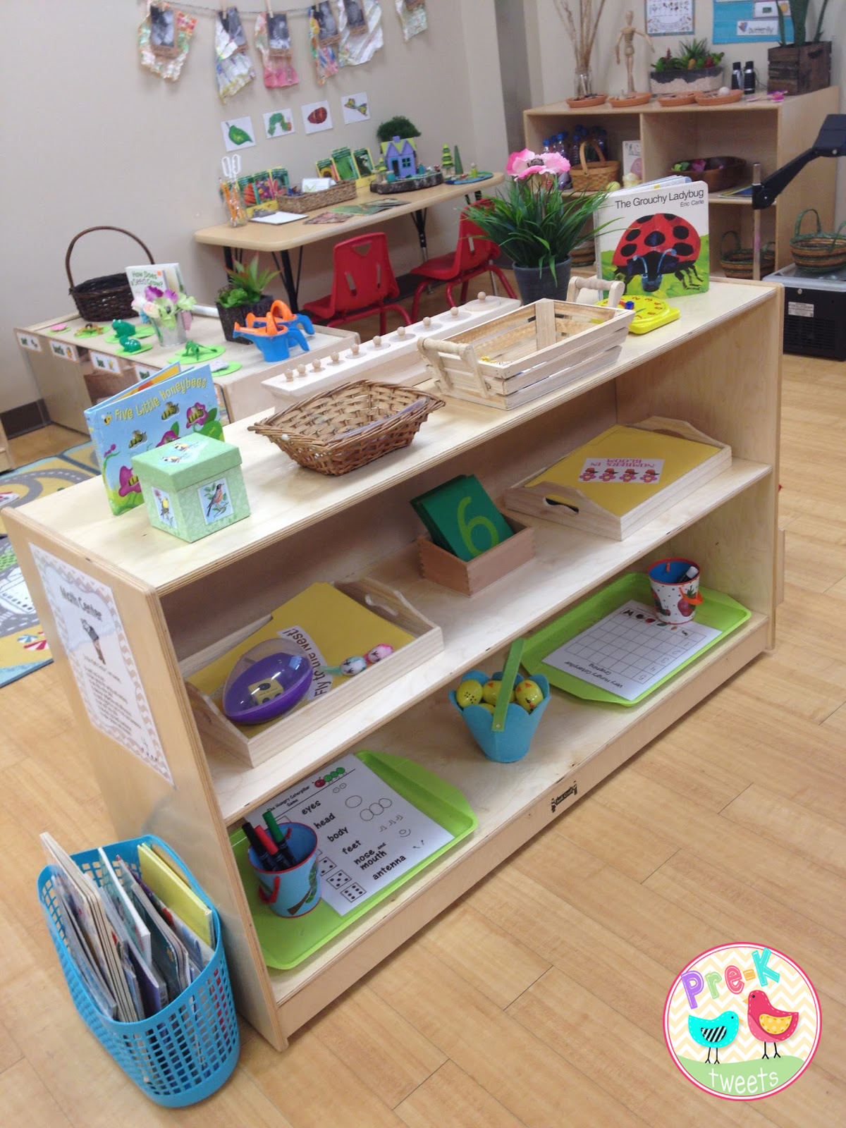 Pre-K Tweets: Learning Centers Blog Hop Series: Math & Manipulatives Center