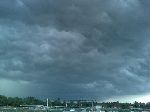 Wighie Computer: Awan Hitam