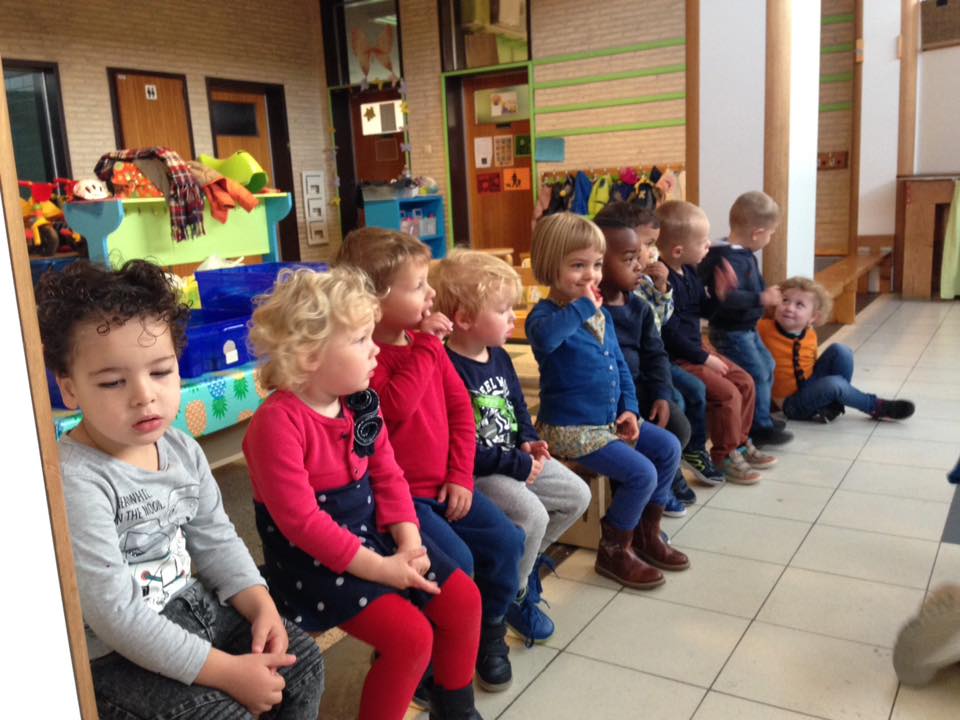 Welkom in de Lowieklas: Maandthema Cas en Lisa: 'Beleefd zijn'