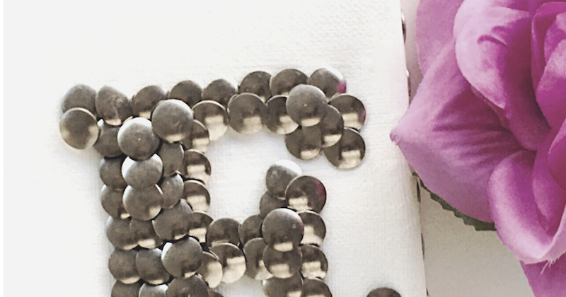 How to Make Thumbtack Art