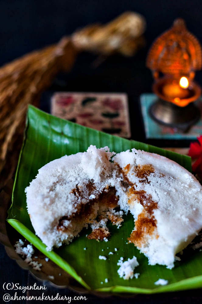 Bhapa Pitha (Steamed Rice dumpling with jaggery and coconut) - A ...