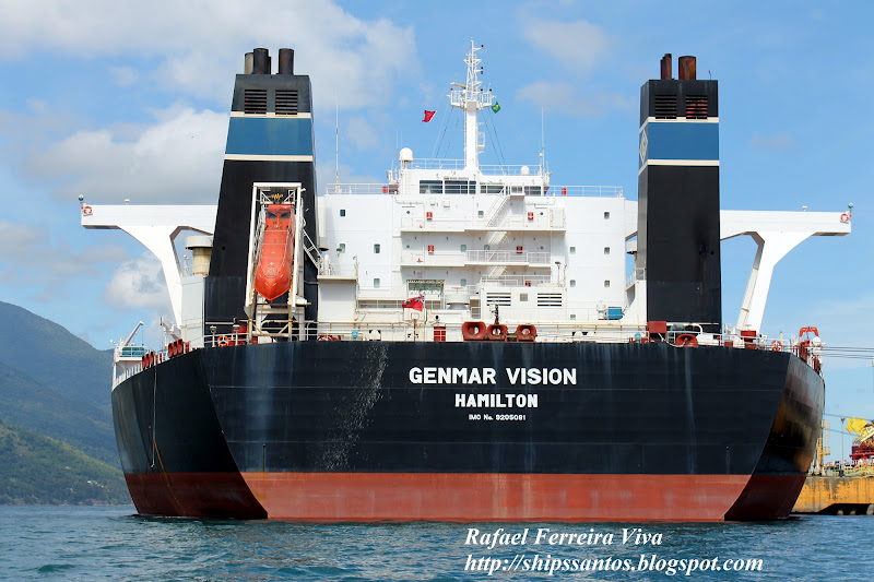 Navios em Santos: Genmar Vision atraca em São Sebastião