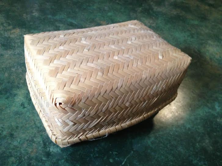 Khairiah: Kenangan Masa Kecil Di Bandung