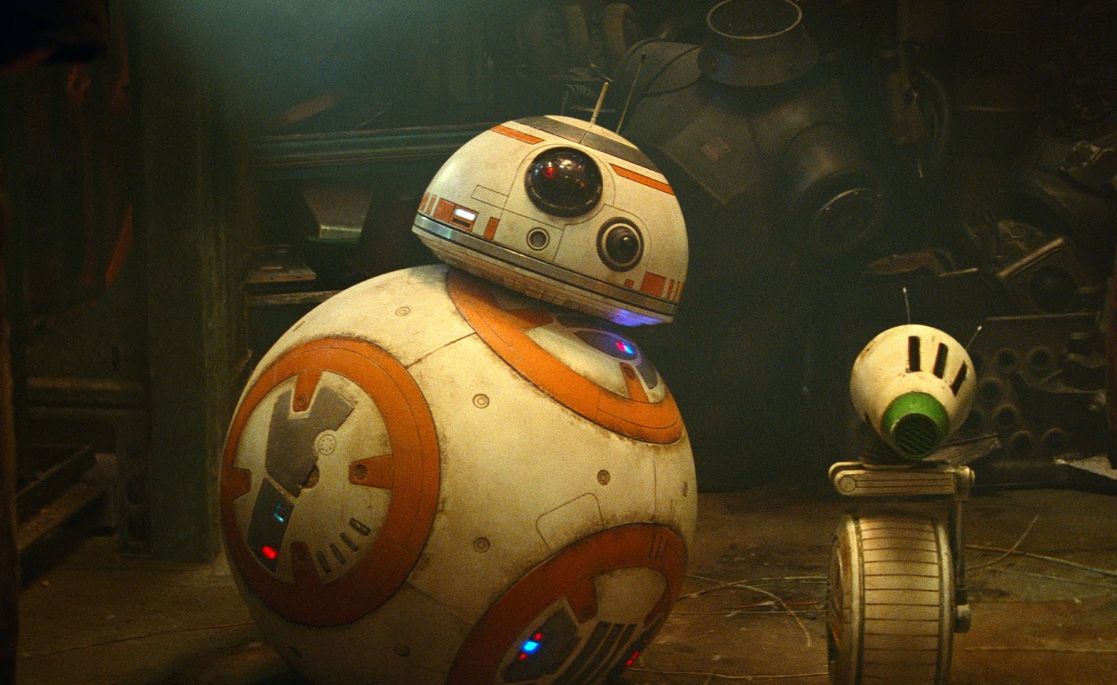 Kathleen Kennedy Introduces The New Droid D-0 From 'The Rise Of ...
