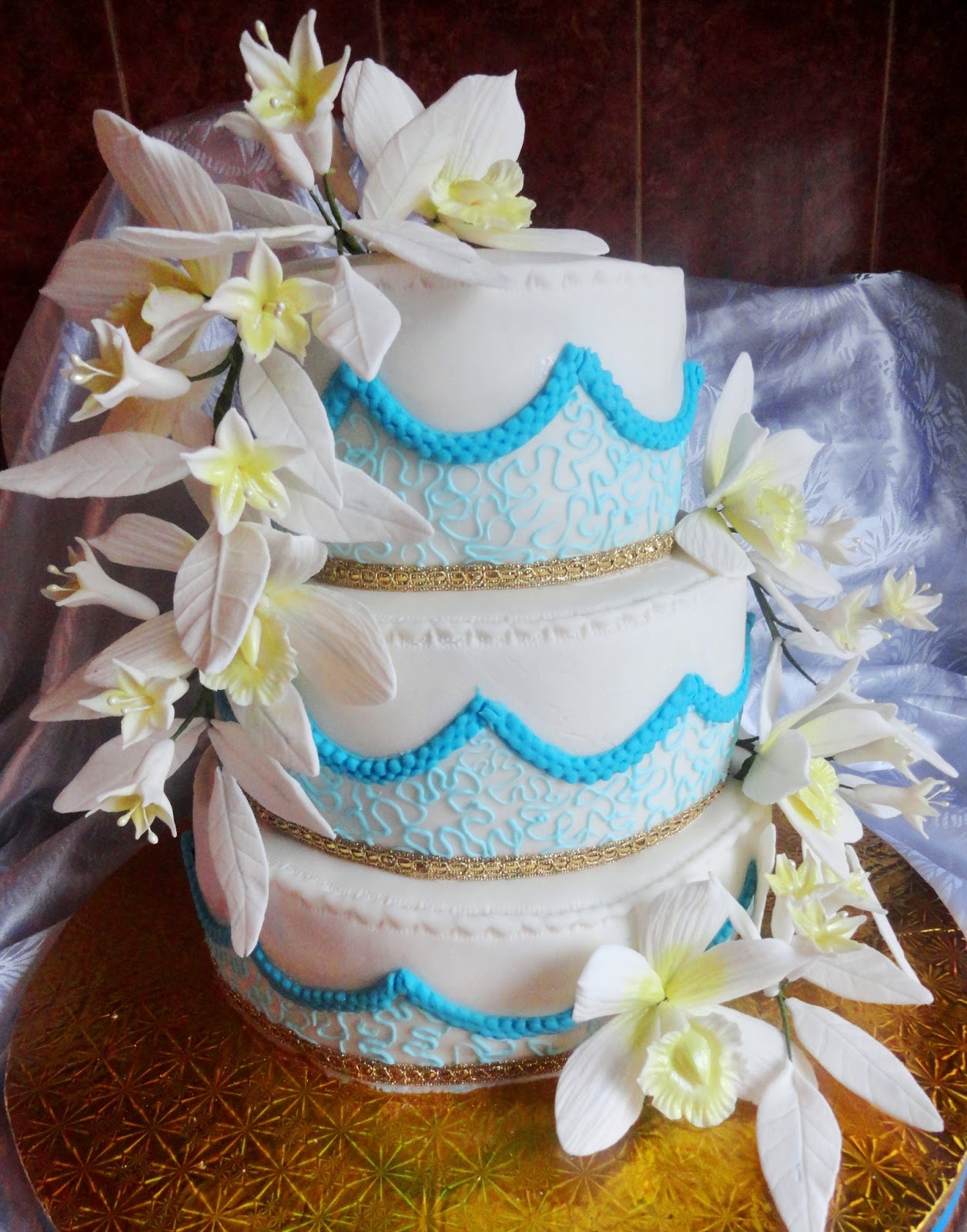 Torturi personalizate si ornamente comestibile in Dej: Tort de majorat ...