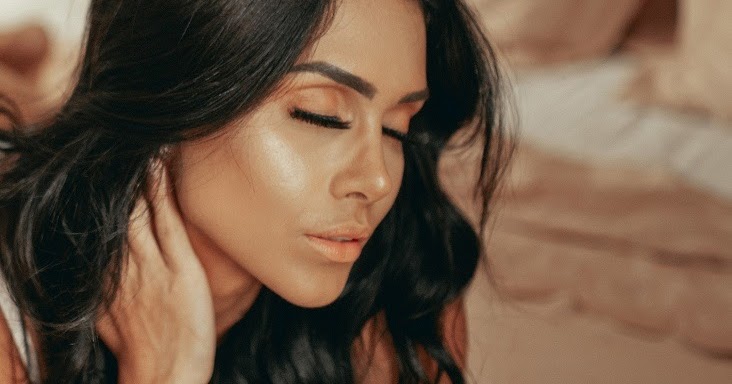 UN'ALTALENA DI EMOZIONI : Recensione Fai l’amore con me di Sarah Rivera