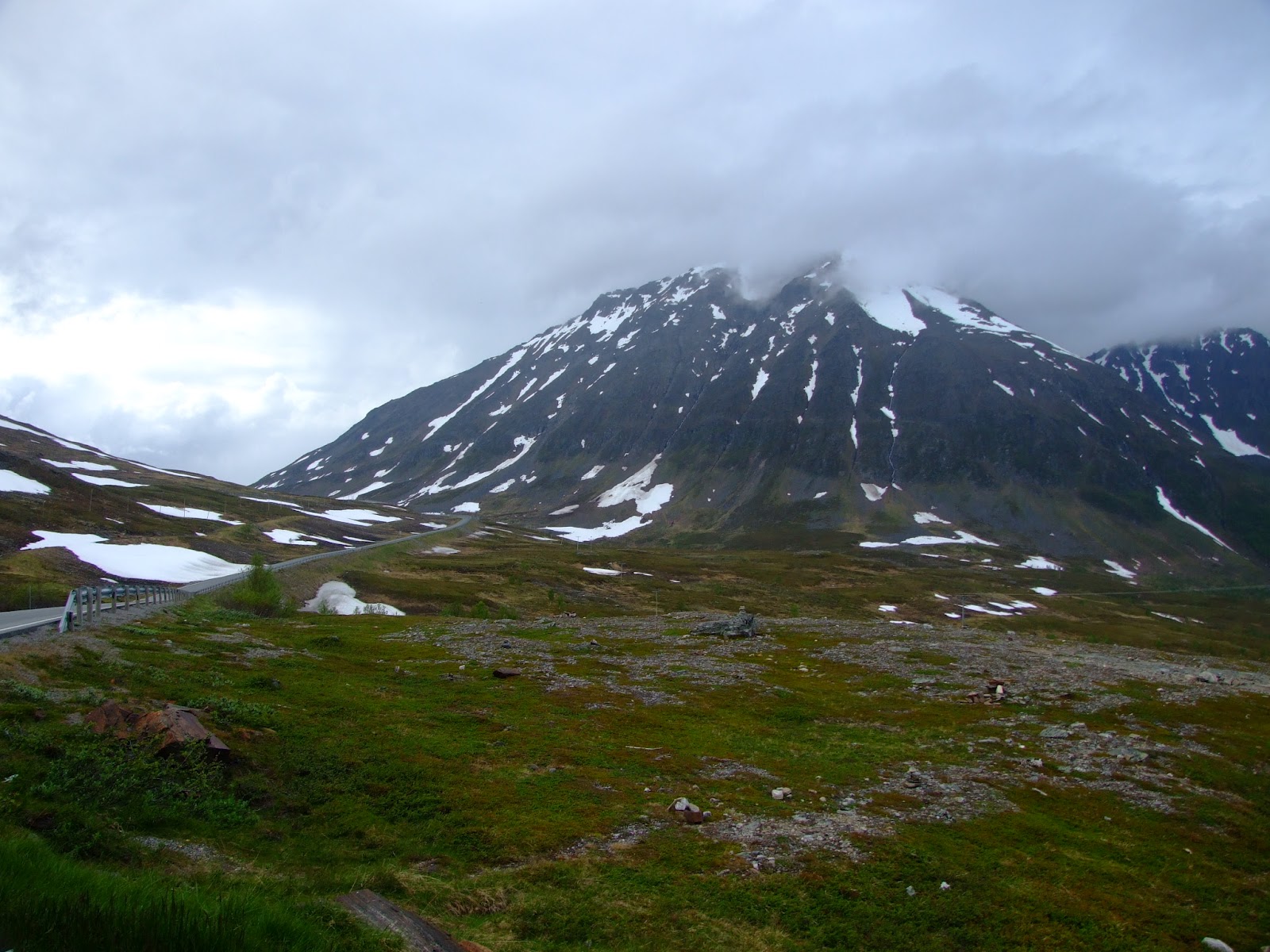 calatorului ii sade bine cu drumul: Nordul Scandinaviei-Capul Nord