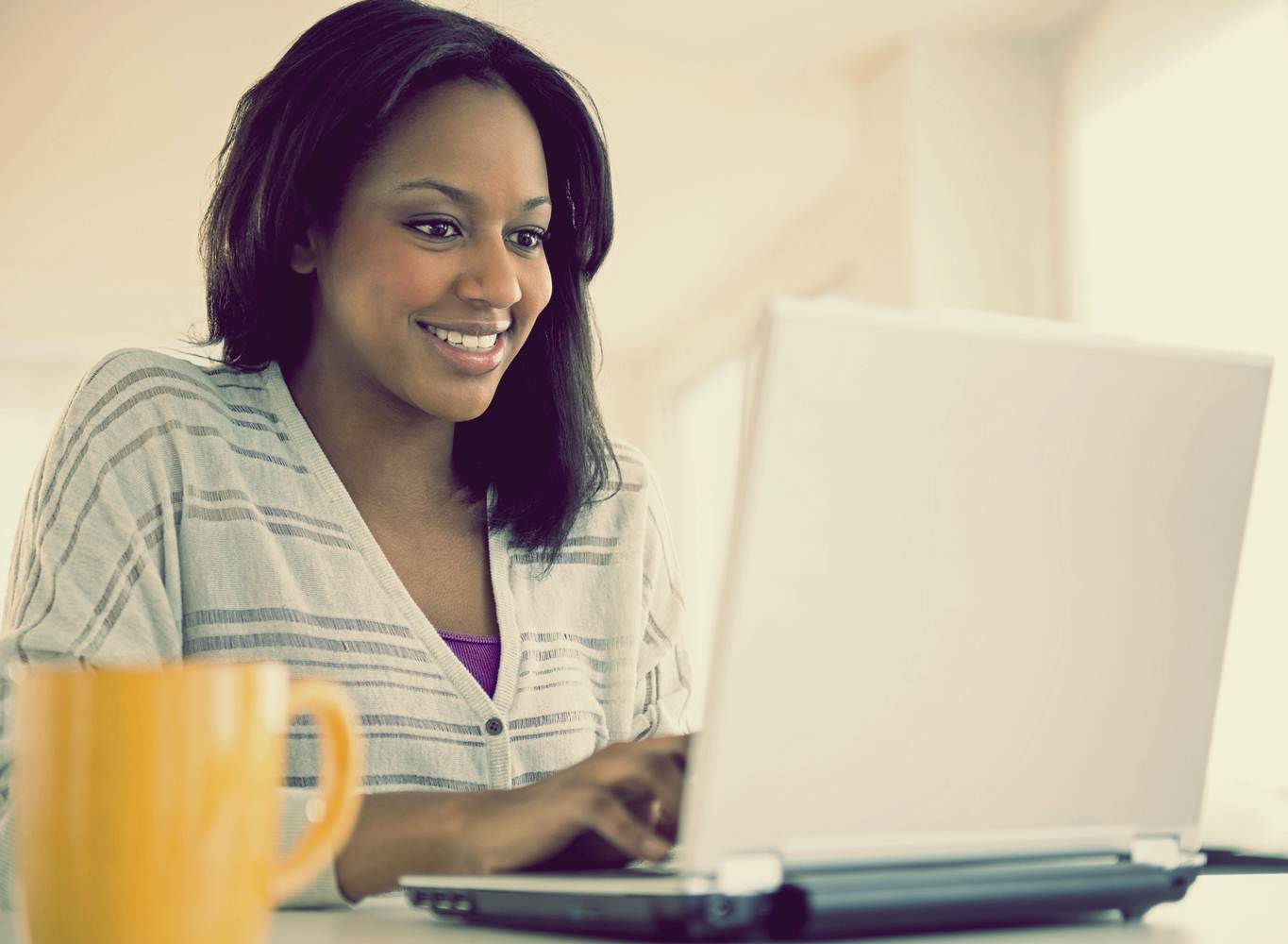 Women Use Social Media More Often And In More Ways Than Men ...