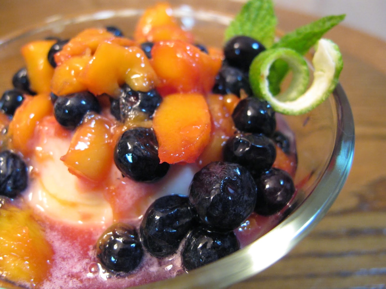 Freakin' Flabuless: Blueberry Mango Sundae Recipe