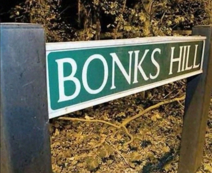Funny Rude inappropriate British Town Names And Street Signs 44 funny-rude-inappropriate-british-town-names-and-street-signs-44