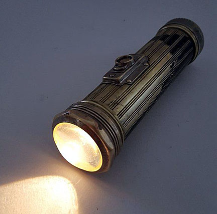 AntiquesQ&A: Shining a Light on Flashlights