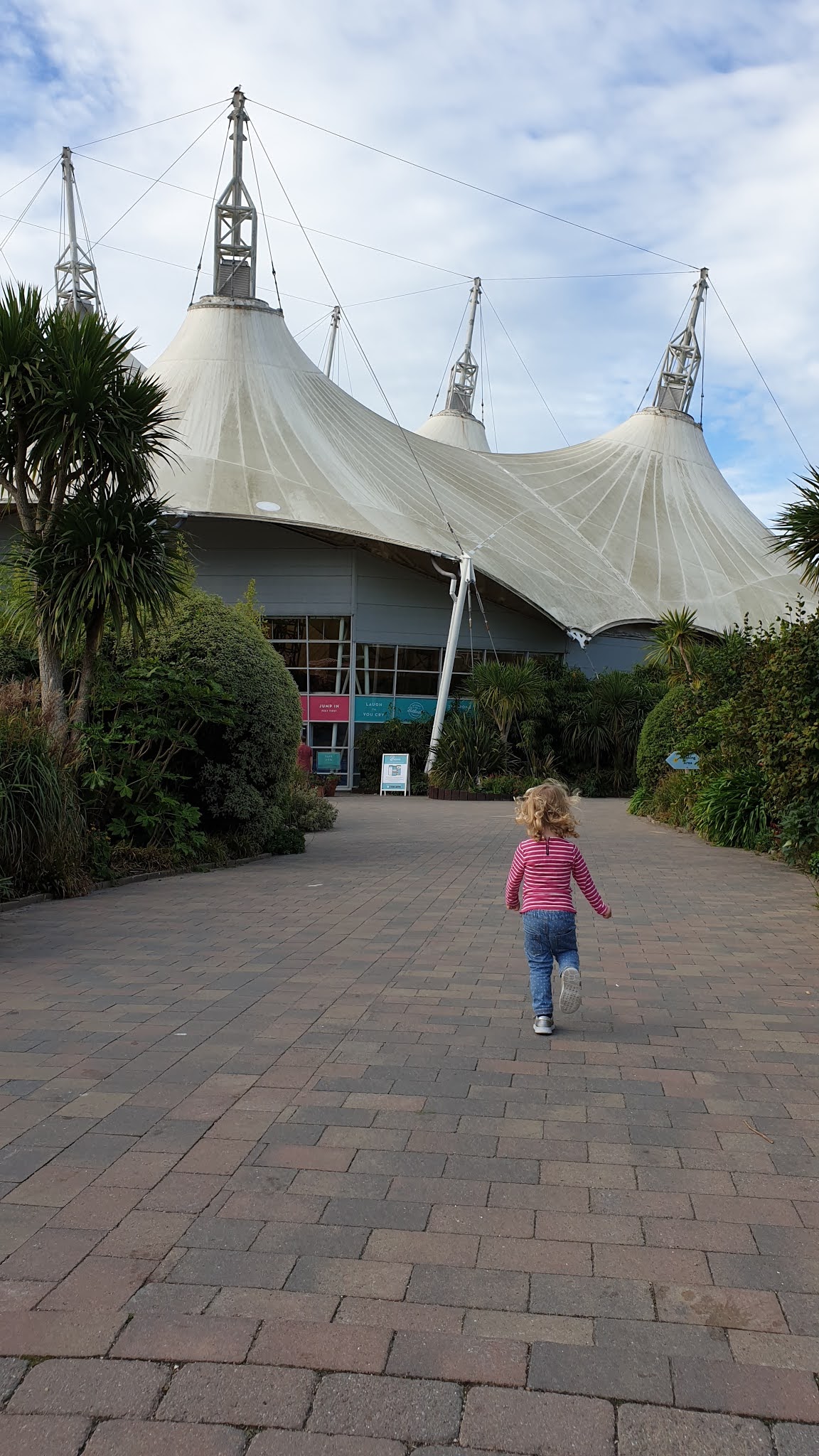 Need a full and honest review of Butlin's Bognor Regis?