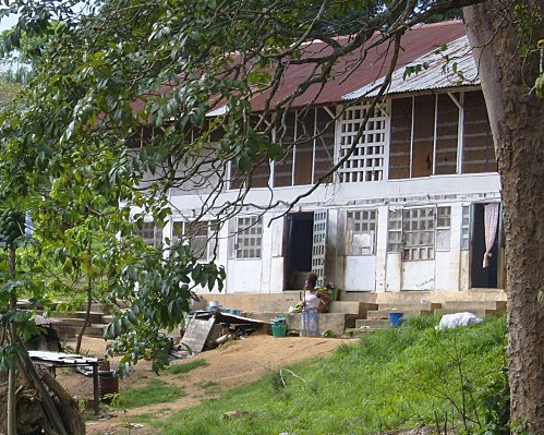 Design du gabon: What is traditional Gabonese architecture