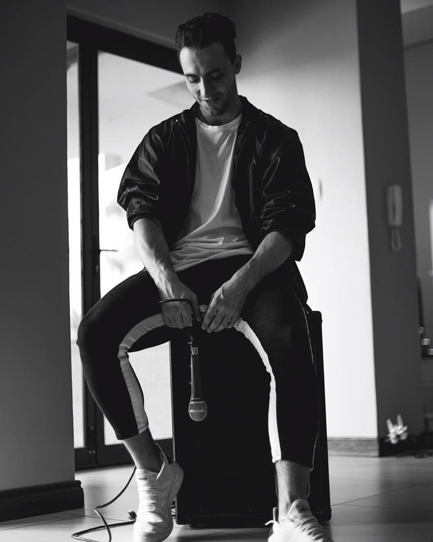 Brand New Interview With NYC Based Pop Artist Lee Cole