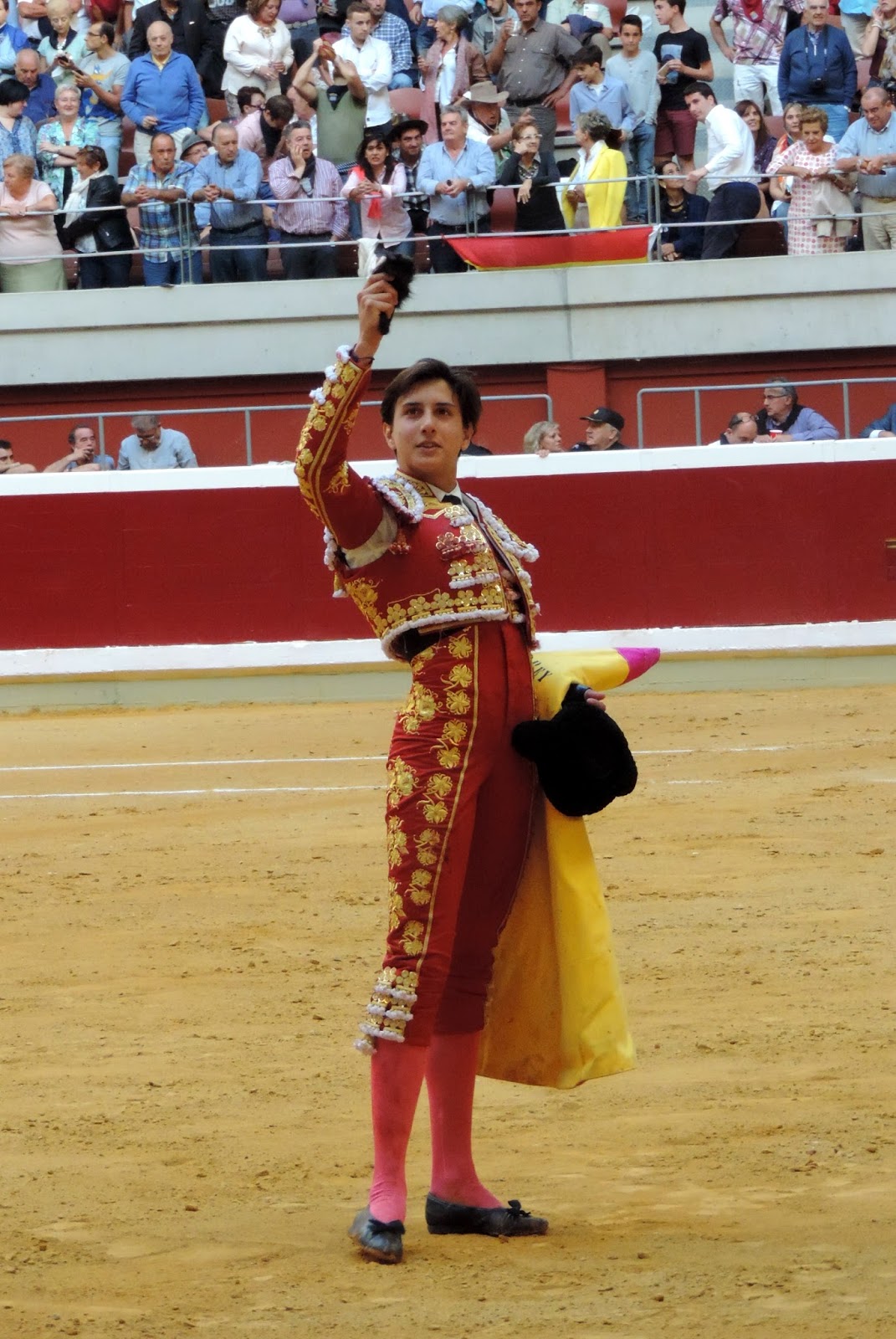 Lascosasdeltoro: ROCA REY TRIUNFA EN LOGROÑO.