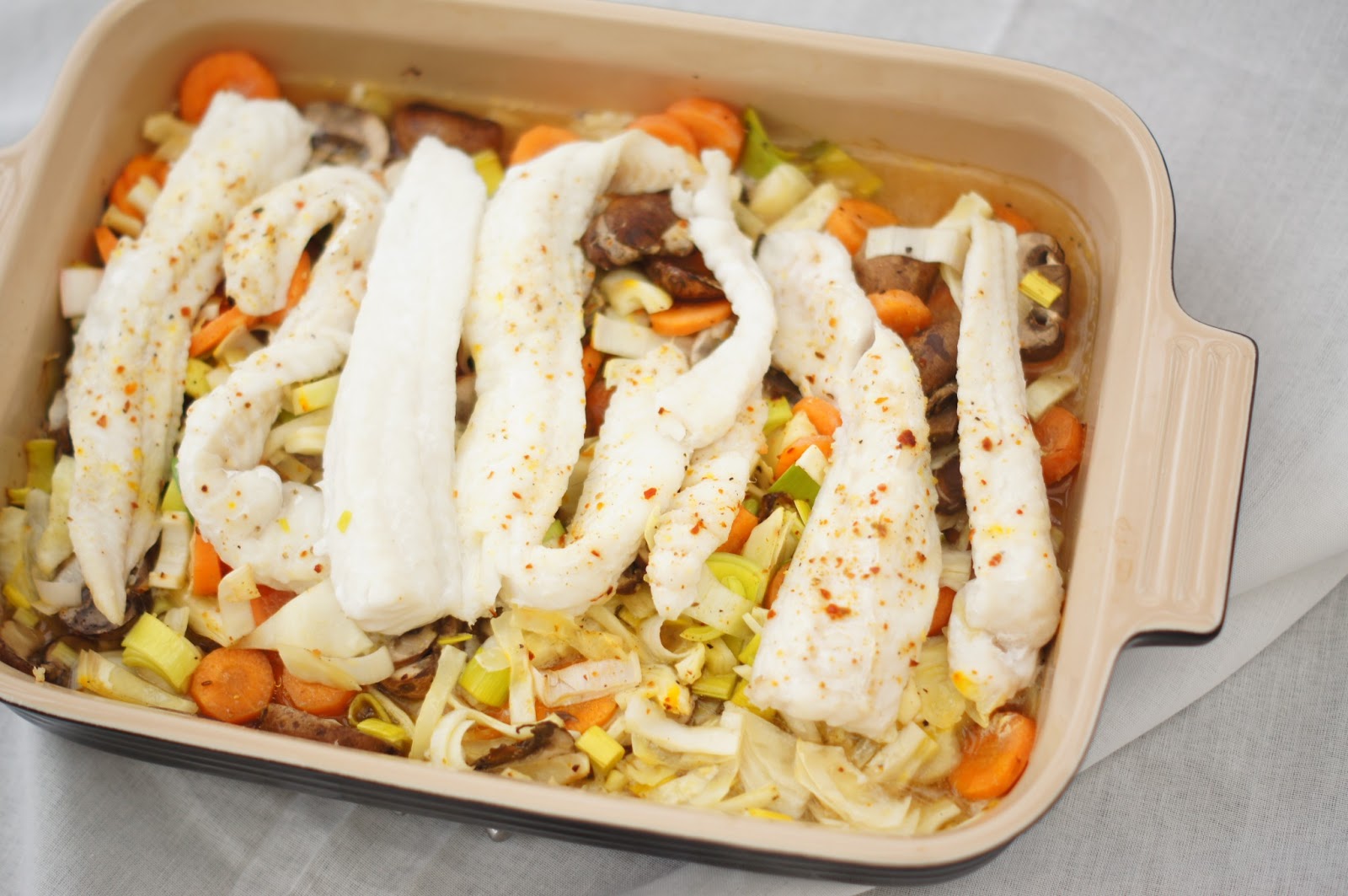 Coco & Co: Fisk i fad med hvidvin og grønt