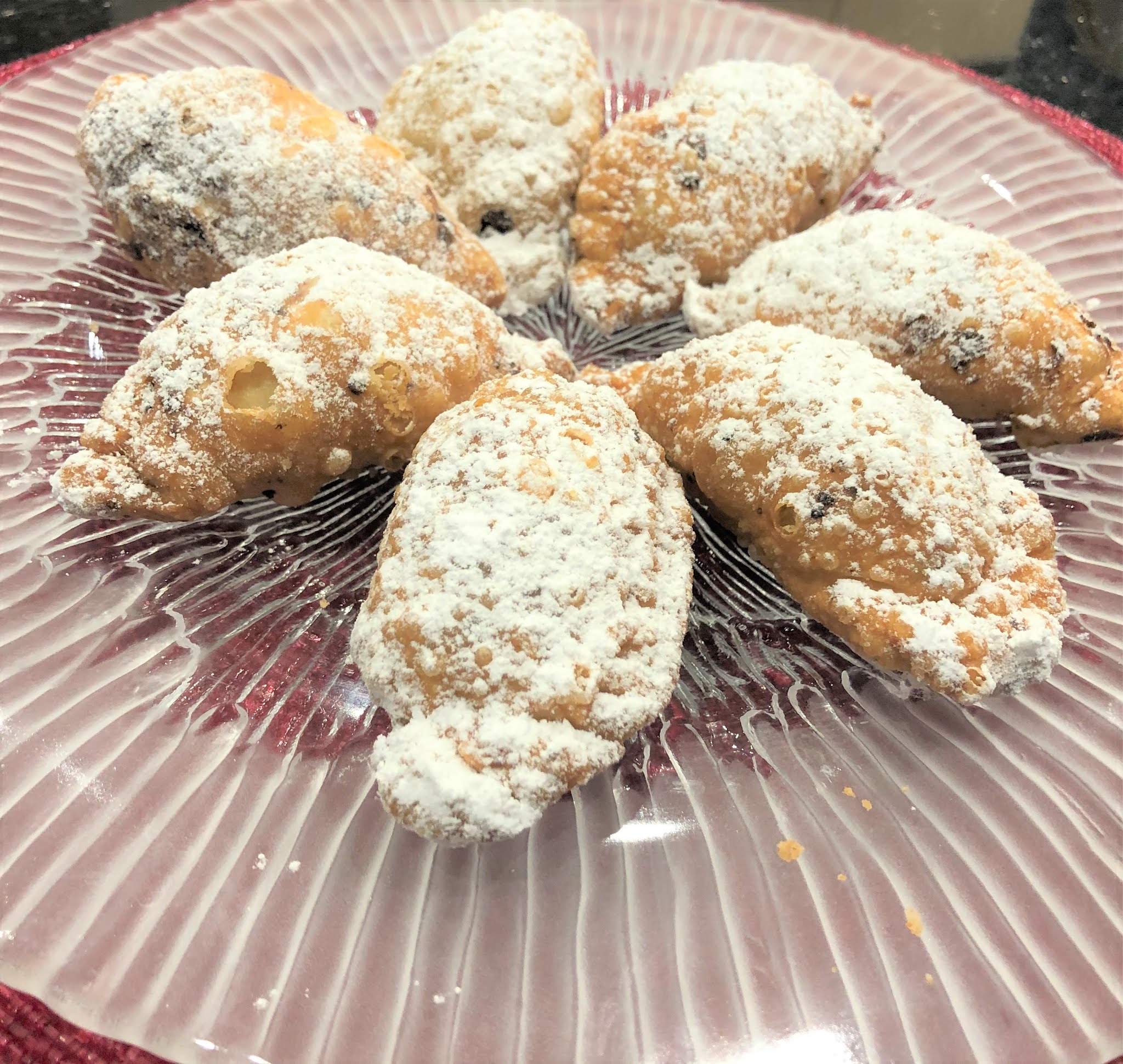 My Favorite Recipes Collection: Ghujia/Ghugra/Karanji