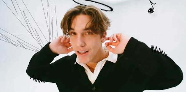 Pop Singer Tucker Pillsbury as Role Model