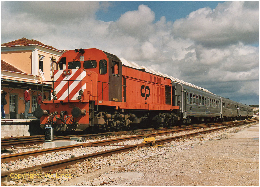 Os Caminhos de Ferro: Locomotivas Diesel CP Série 1550