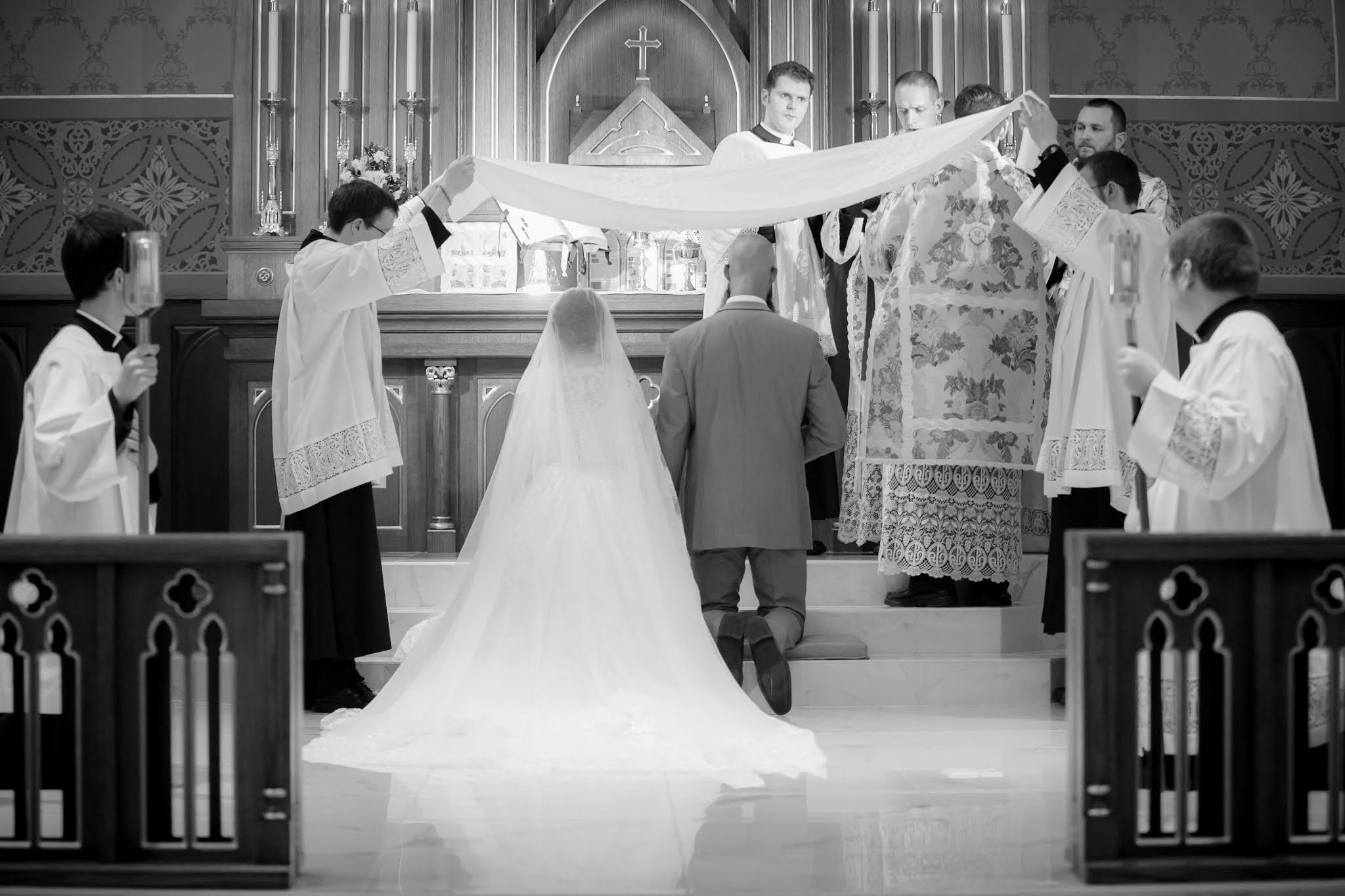 New Liturgical Movement: The Return of the “Care Cloth” at the ...