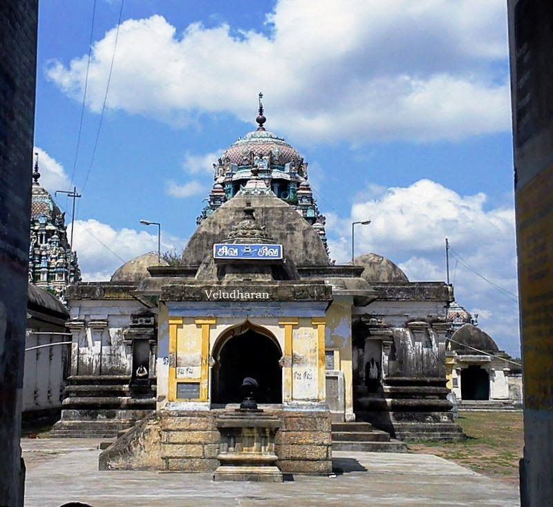 A Wandering Heritager: Karavera Nathar Temple / Brahmapureeswarar ...