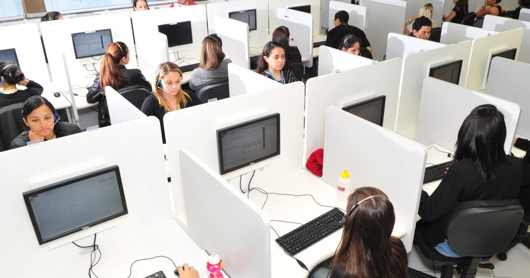 Faculdade abre 10 vagas para Operador de Call Center - Camaçari RH