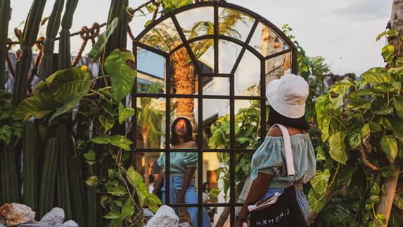 REVIEW PENNY LANE BALI CAFE INSTAGRAMABLE DI BALI + MENU - HelgaChrist