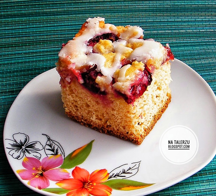 Na talerzu - Przepisy kulinarne: Najlepszy placek drożdżowy na wielką blachę