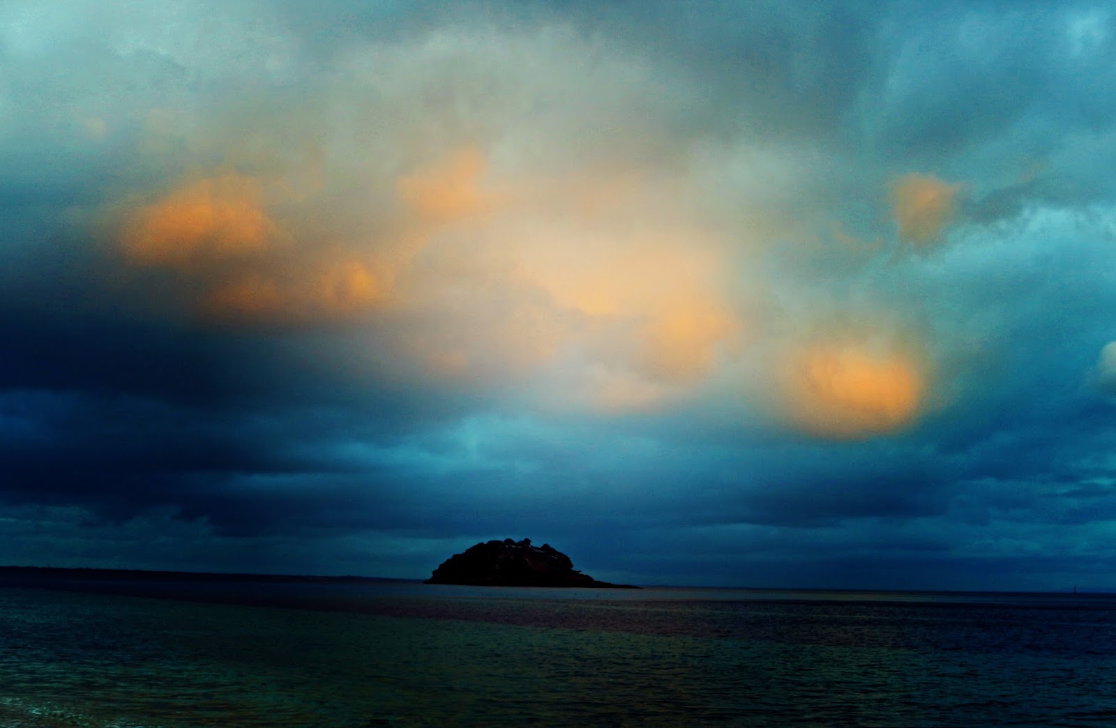 Insular : Ema : Free Download, Borrow, and Streaming : Internet Archive