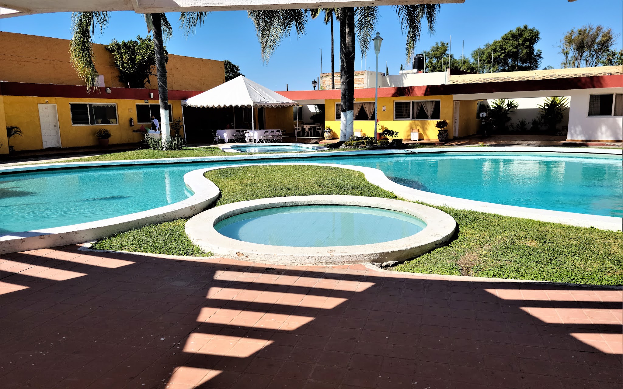 mexpatriate — in the key of steve: on the road to ciudad guzmán