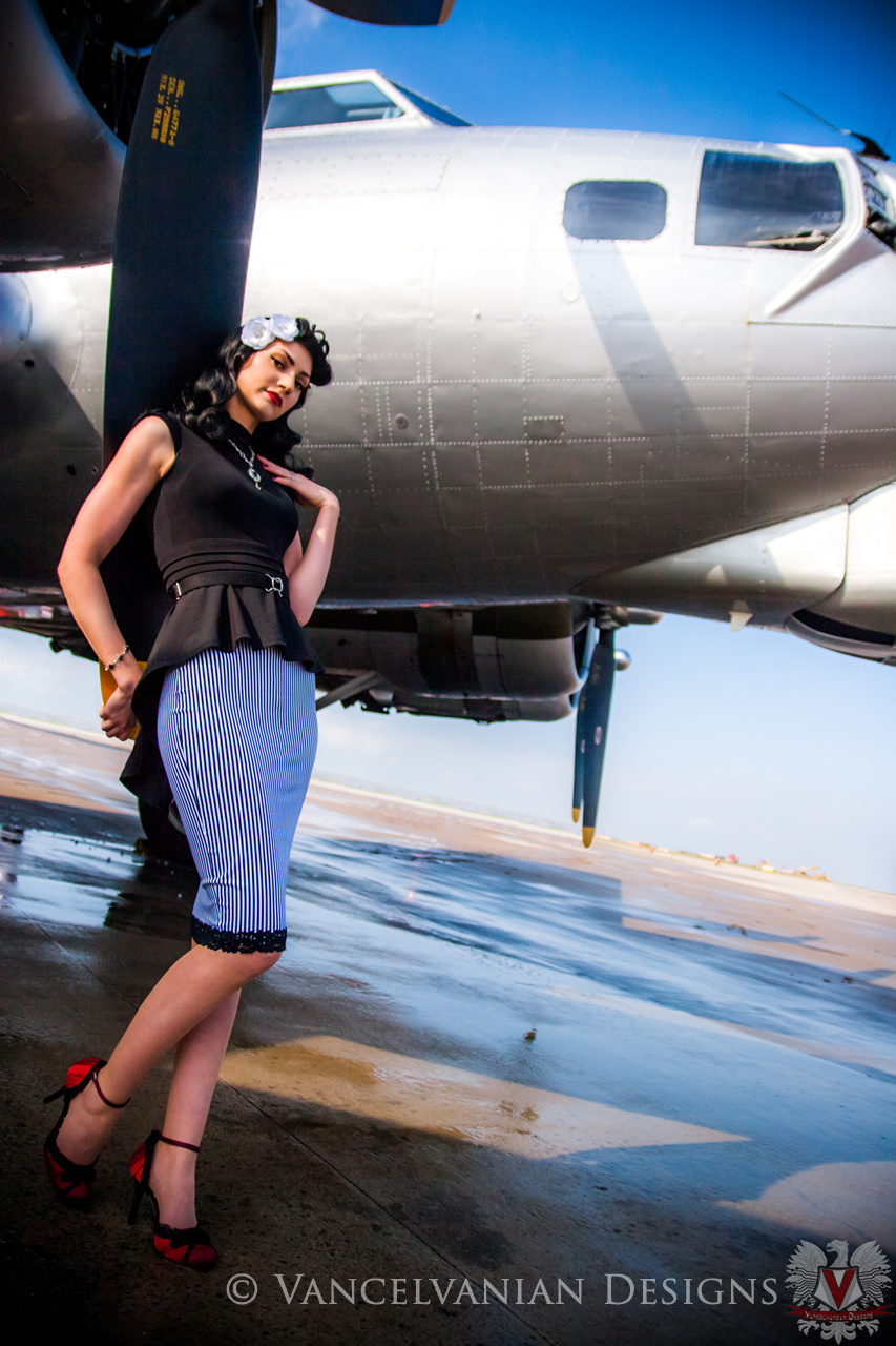 Glitter is my Crack: Pin Up photo shoot with B-17 plane: Day 1