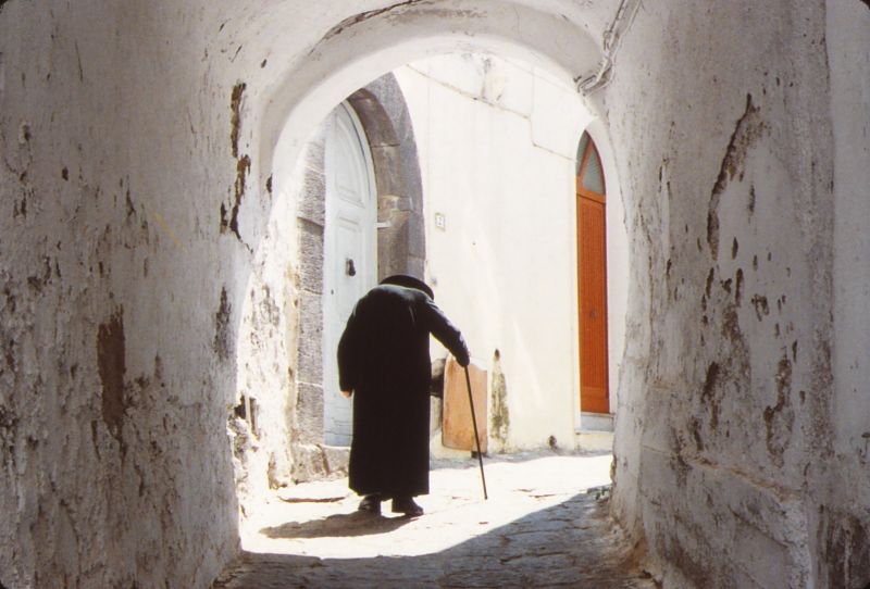 Everyday Life of Italy in the Early 1980s Through Fascinating Photos ...