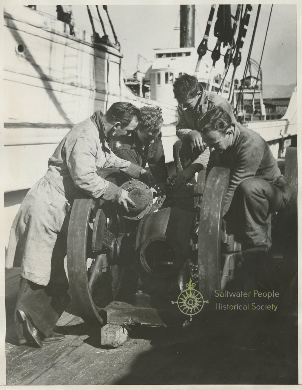 Saltwater People Log: Schooner LOTTIE BENNETT Packing a Utopian Dream ...