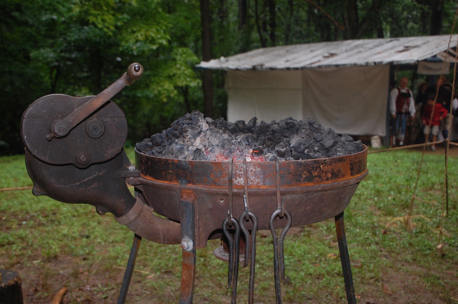 Black Forest ArtWorks: Tools of the Trade: Portable Rivet Forge with ...