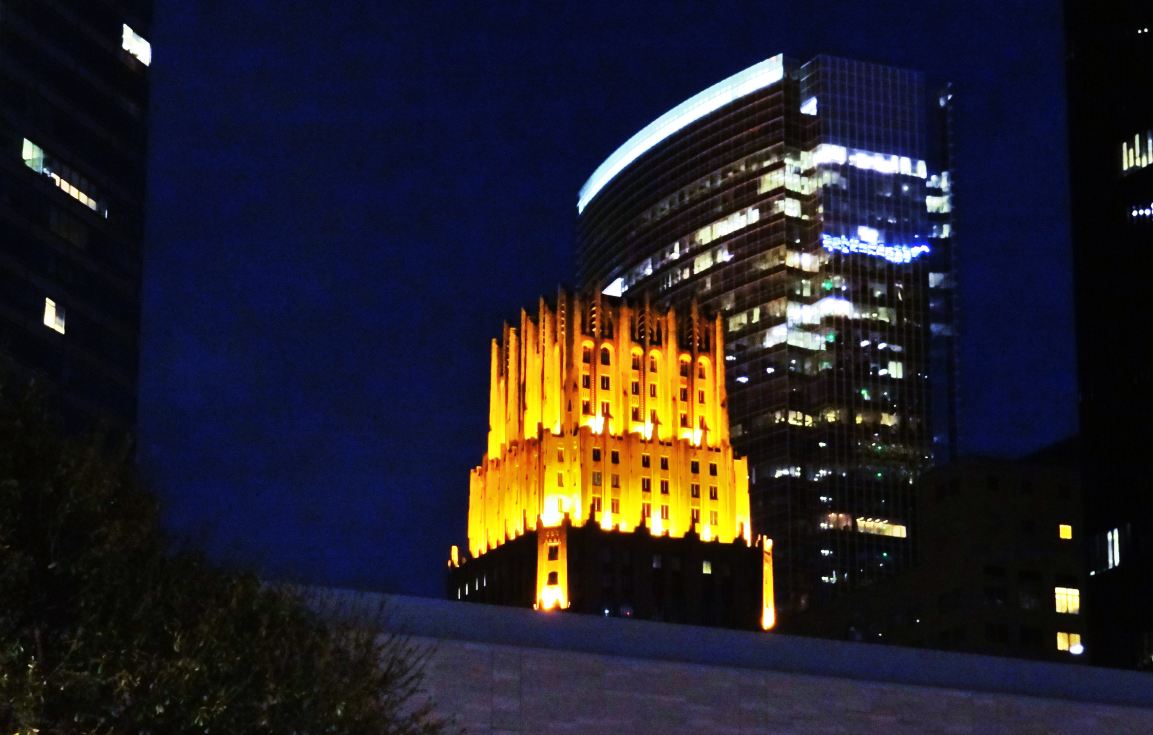 Houston in Pics: Illuminated Gulf Building seen from Theater District a