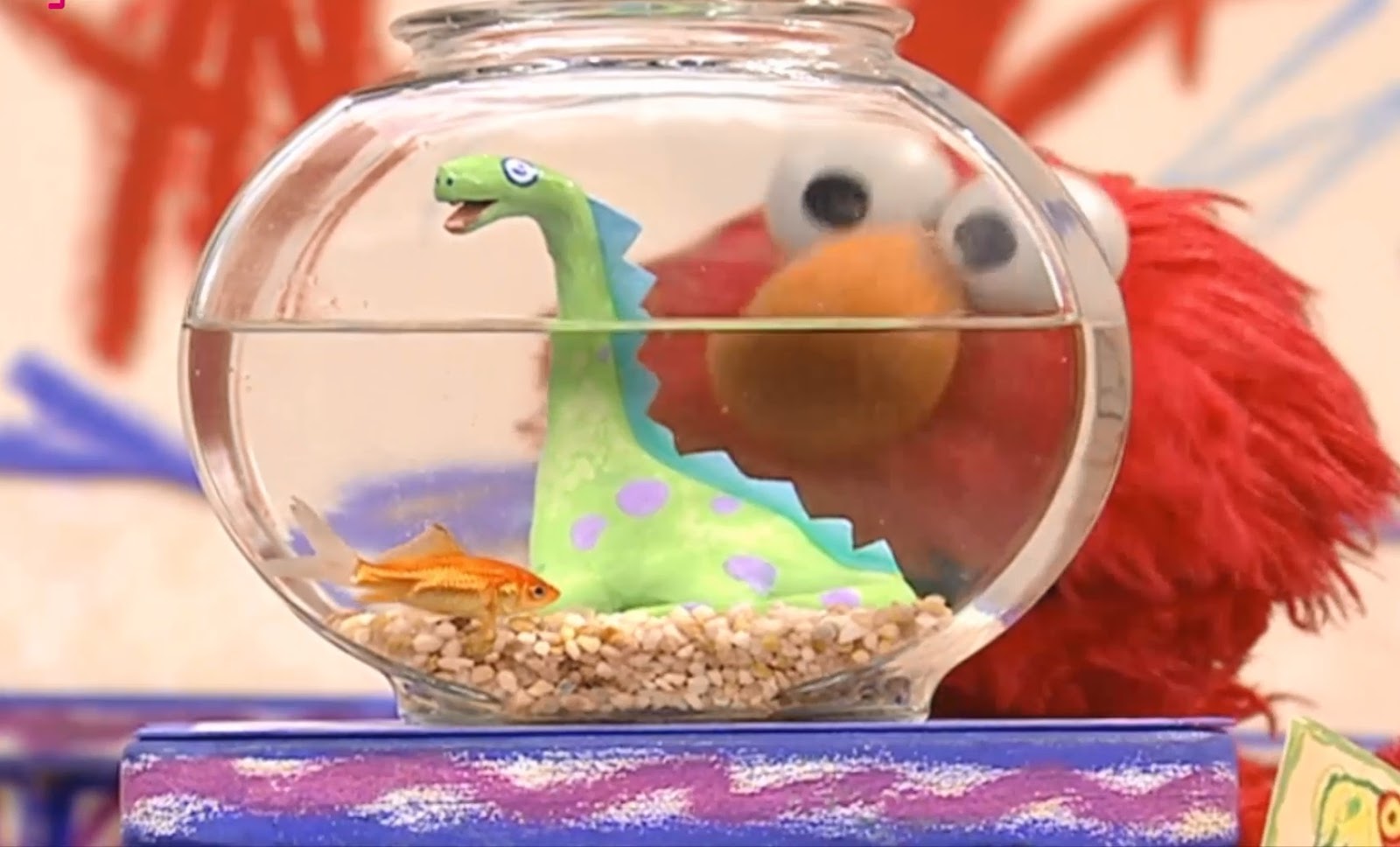 Watch Elmos World Dinosaurs