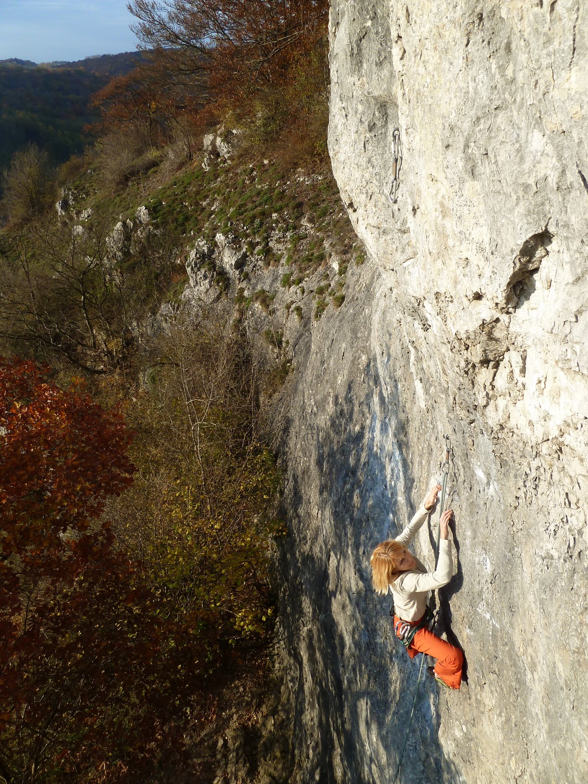 ...Grimpe Ici et Ailleurs...: Les rochers de FREYR