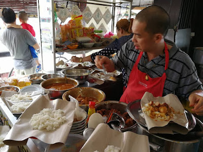麻坡贪吃街美食 Muar Glutton Street Food