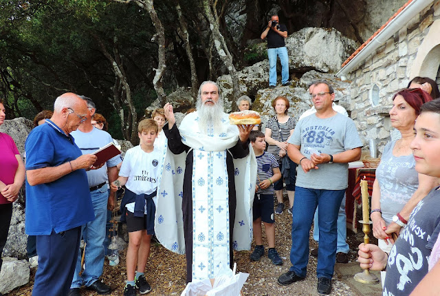 North Ithaca: ΕΣΠΕΡΙΝΟΣ ΣΤΟΝ ΑΗ ΝΙΚΟΛΑ ΣΤΗ ΜΟΥΧΛΑ