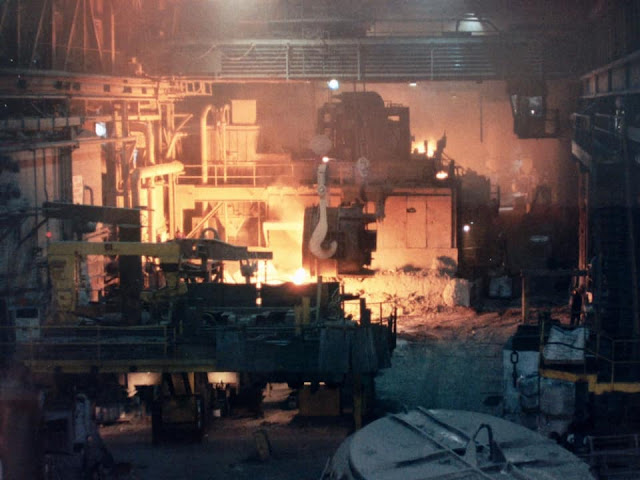 Industrial History: Steel Mill Ladles and Overhead Cranes