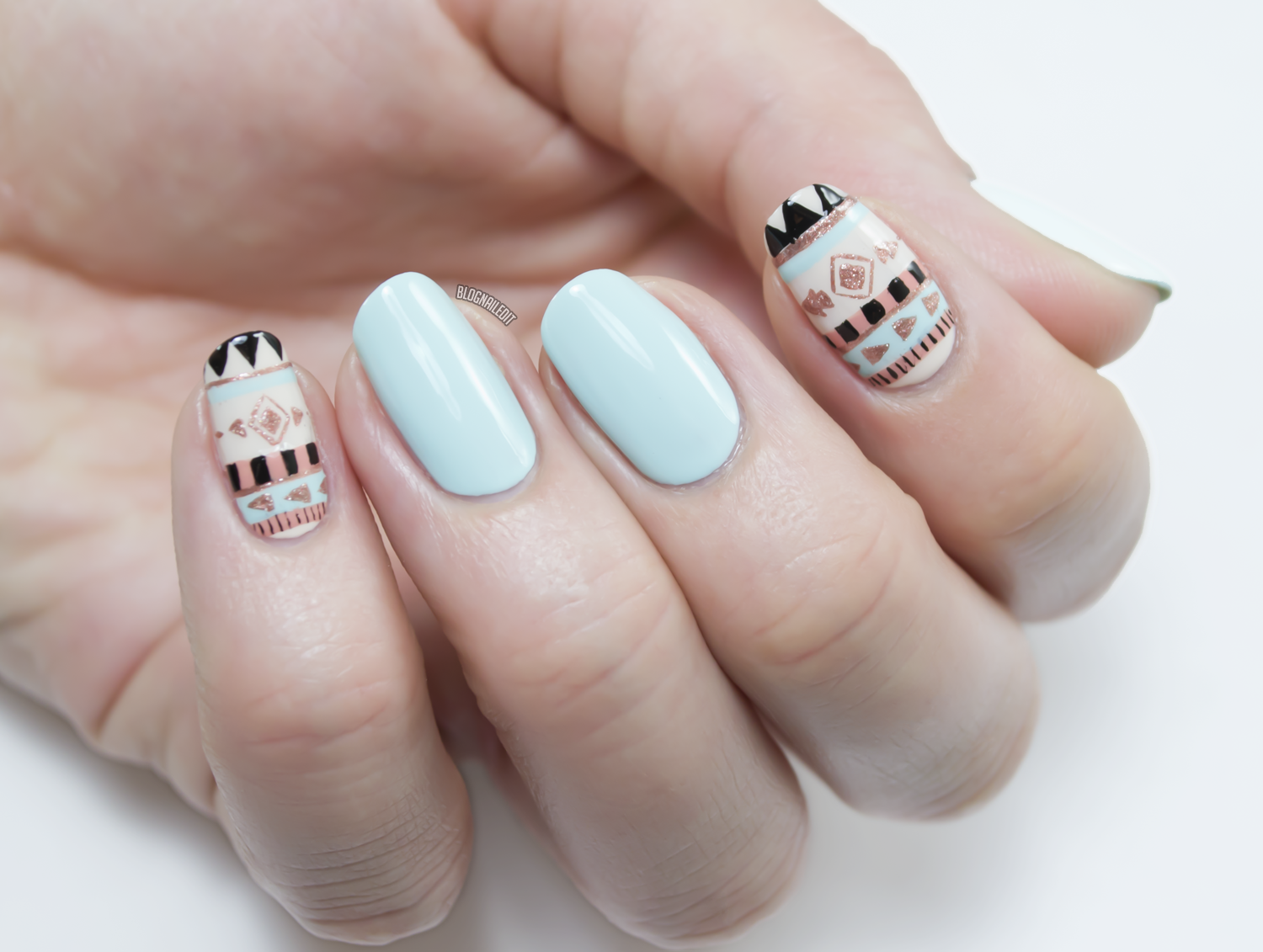 Aztec Print Nail Designs
