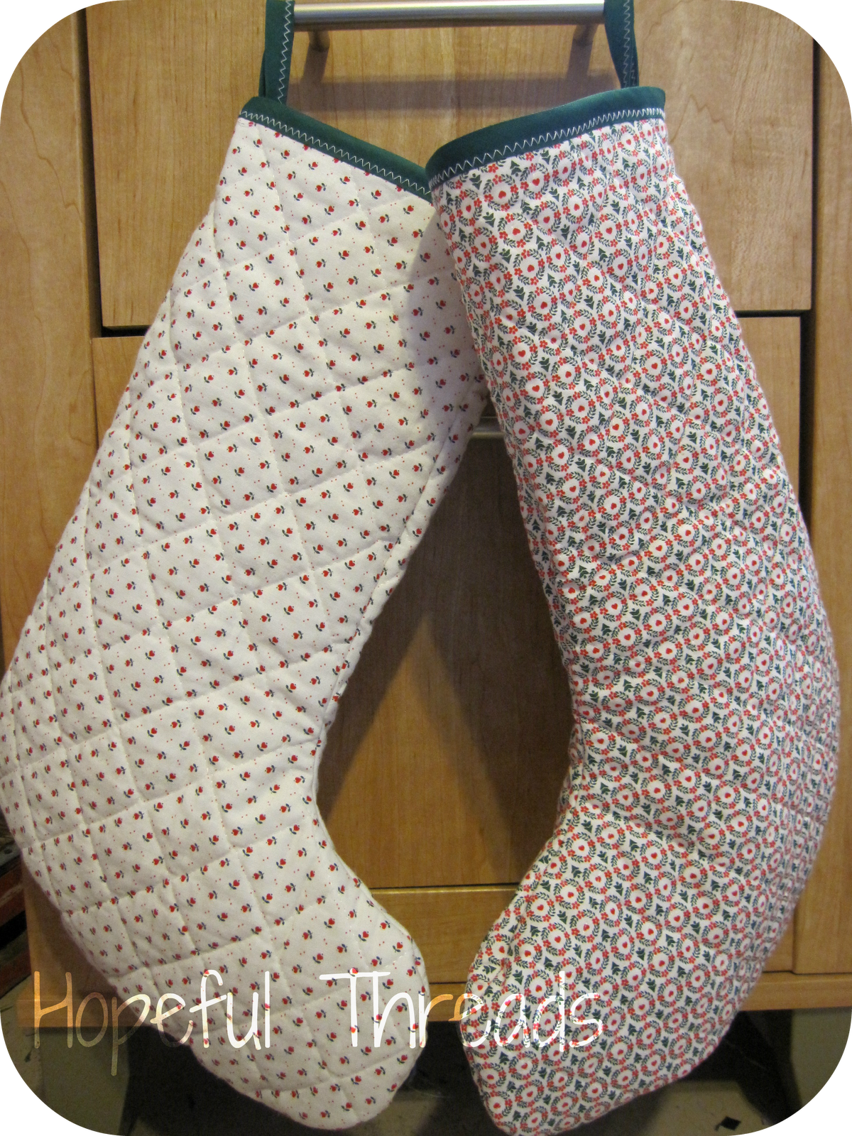 Hopeful Threads: Easiest Stocking Tutorial EVER!