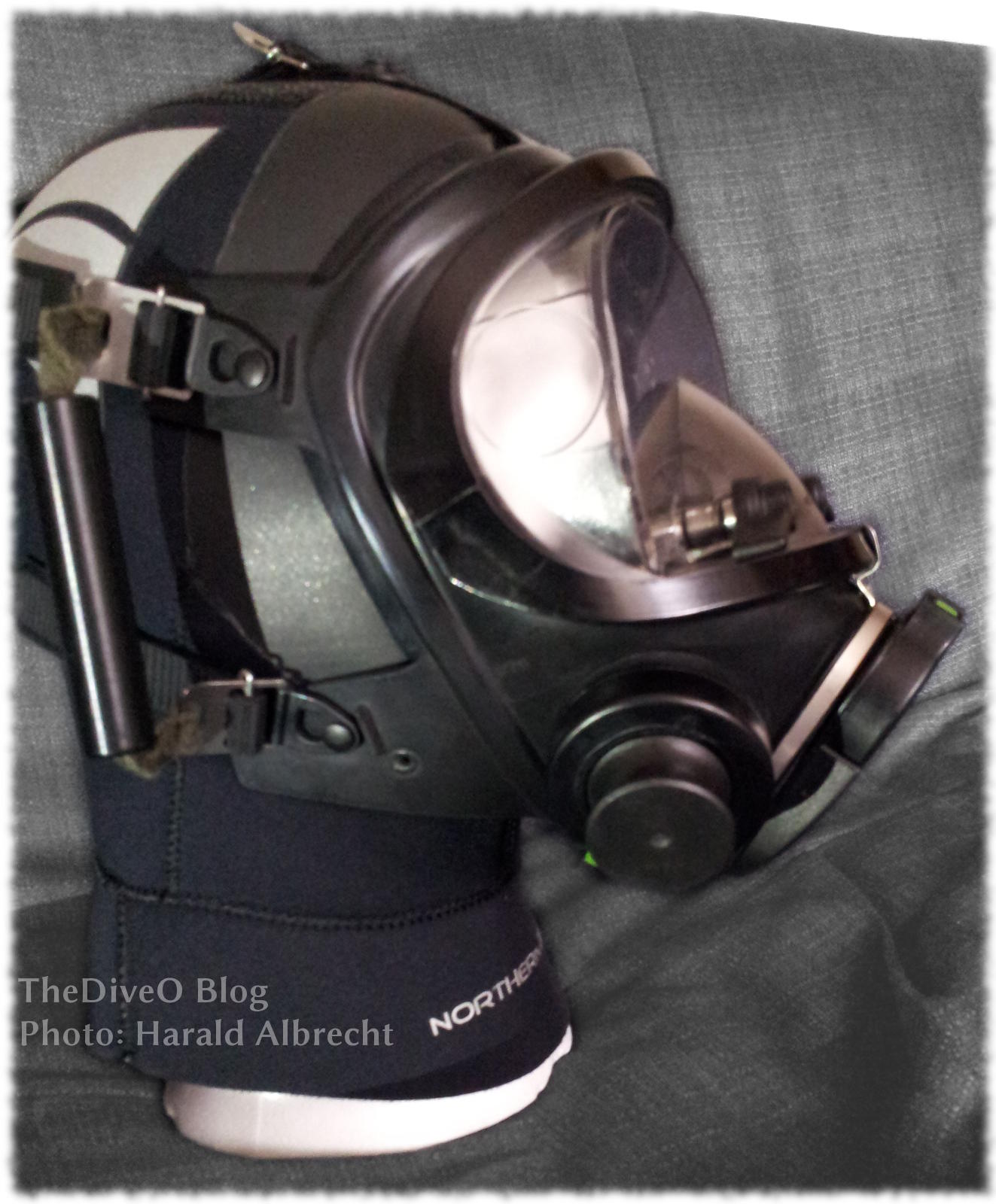 TheDiveO/Int'l: Hoods