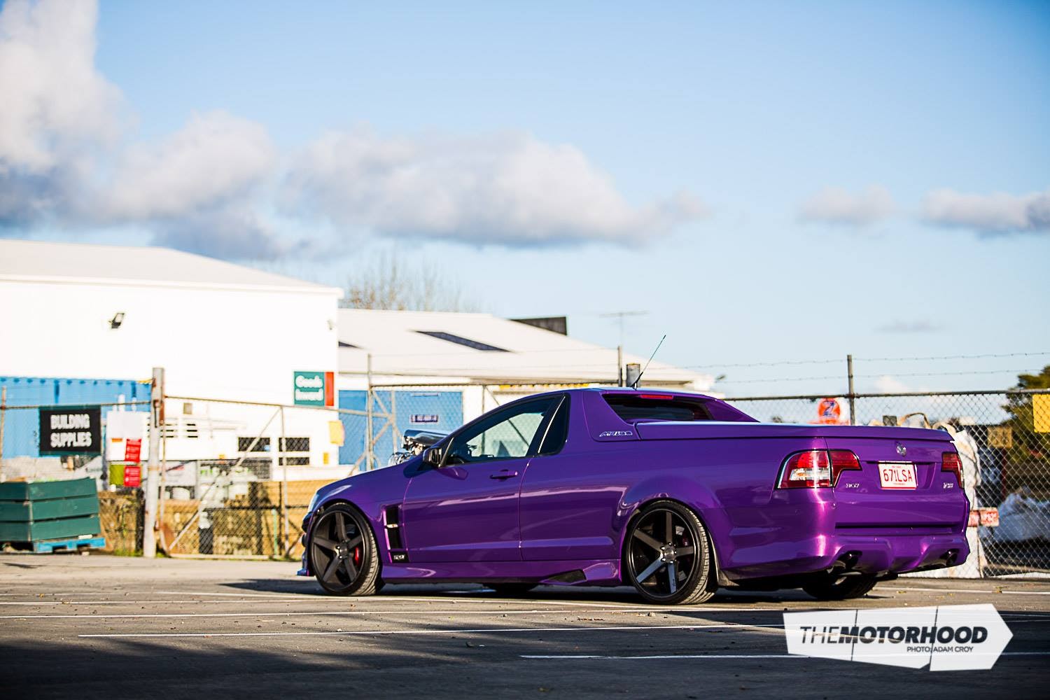 Cars Tuning Music: Vauxhall HSV Maloo