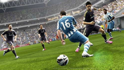Gamers Space: Pro Evolution Soccer 2013 - PC (Completo em Torrent)