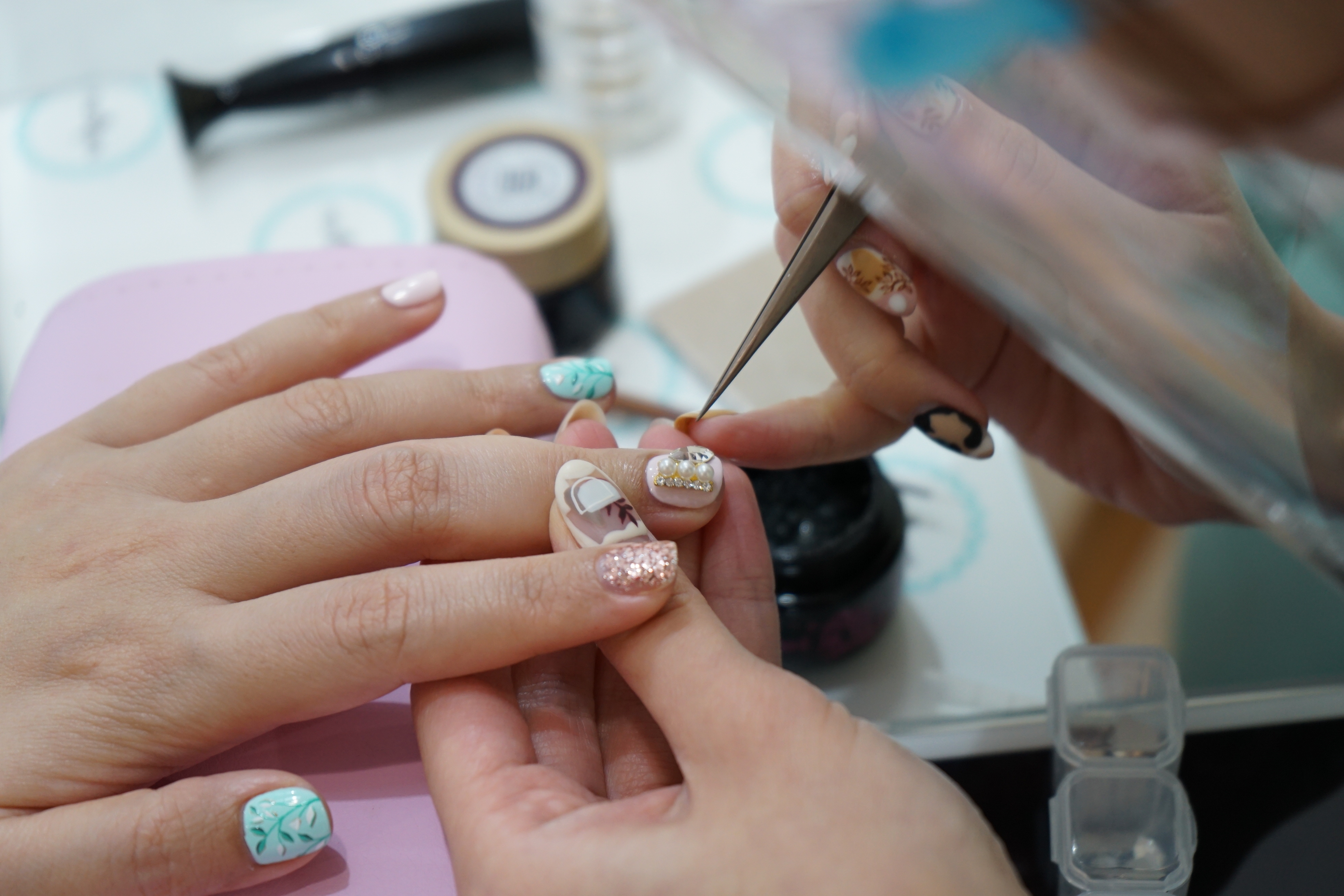 Maniqure Kuala Lumpur - The Best Manicure & Pedicure Service - Betty's ...