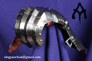 Armouring Art: Late 15-th C .Gothic Gauntlets
