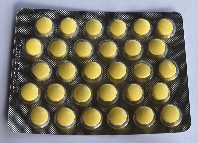 Wszystko o pielęgnacji: Błonnik oraz tabletki z witaminą C od Biogened