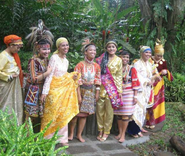 walking distance & et cetera -: Sama Tribe