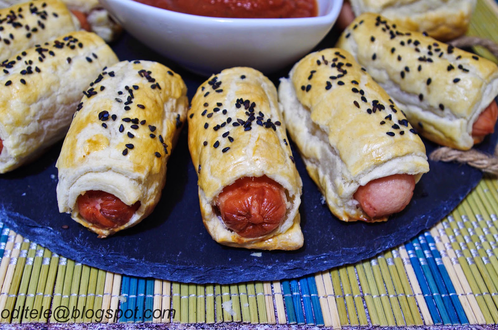 Oditėlės blogas: BANDELĖS SU DEŠRELE IR PADAŽU